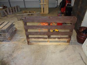 Tutorial: DIY Pallet Bench