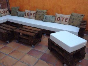 DIY Pallet L Shaped Sectional Sofa