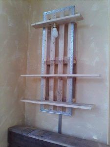 DIY Pallet Wall Shelf with Pendant Lamp