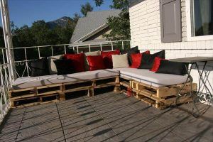 DIY Pallet Furniture: 20 Things You Can Do With Pallets