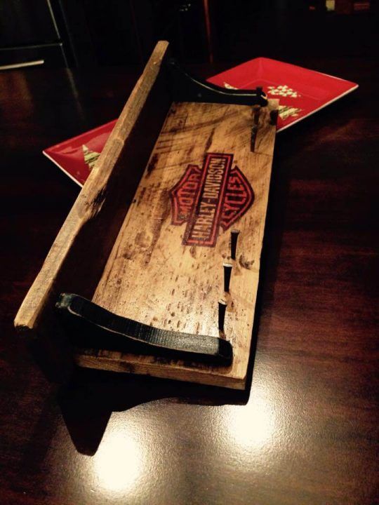 Reclaimed Pallet Shelf and Coat Rack