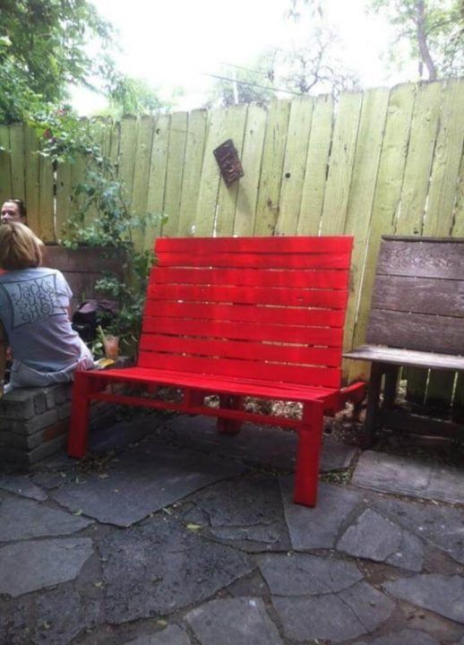 DIY Pallet Red Painted Bench - Lounge Chair