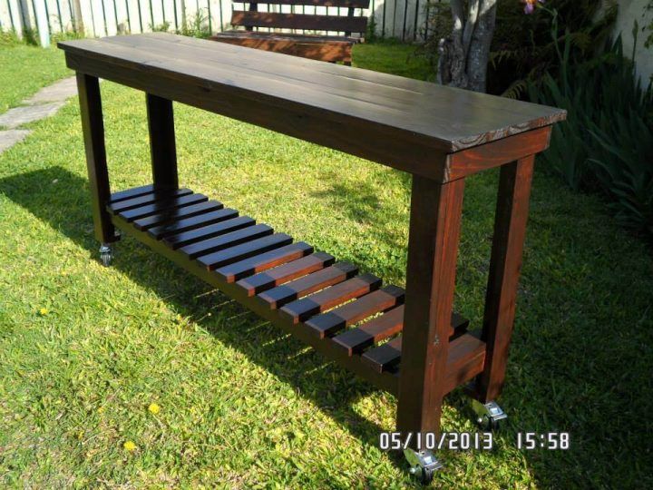 DIY Stained Pallet Console Table