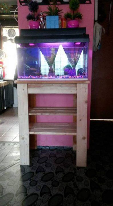 Pallet Fish Tank Stand