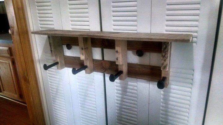 Upcycled Pallet Coat Rack