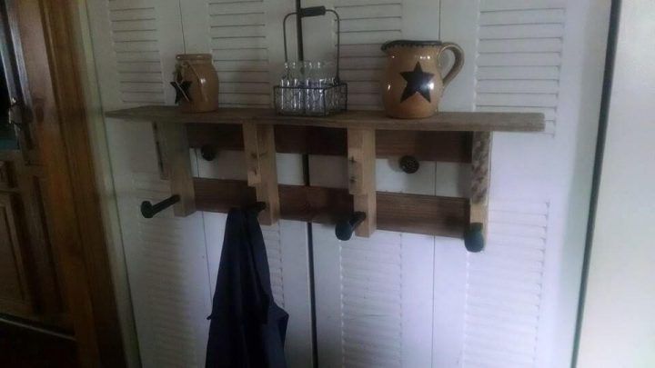 Upcycled Pallet Coat Rack