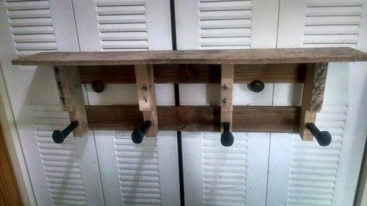 Upcycled Pallet Coat Rack