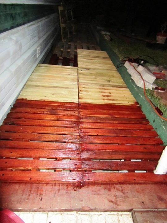 Pallet Walkway - Wooden Sidewalk Ideas