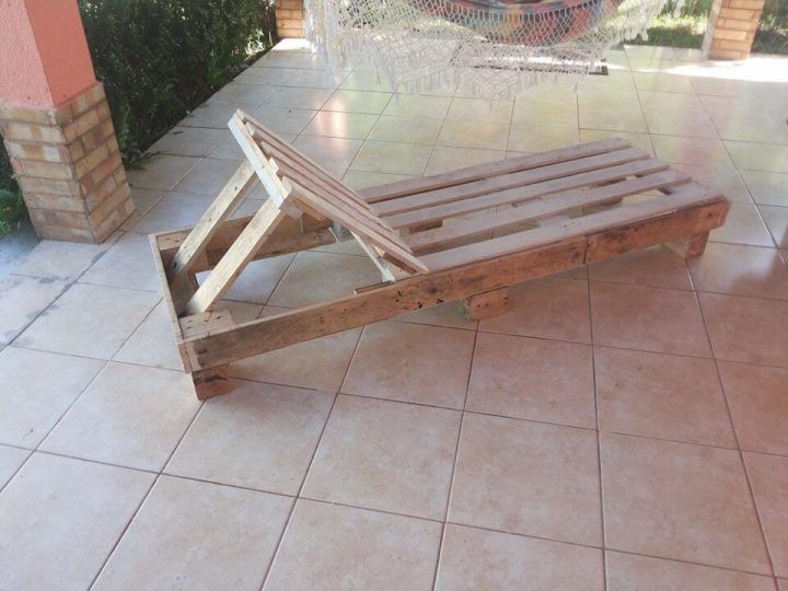 Lounge Chairs Made from Pallets