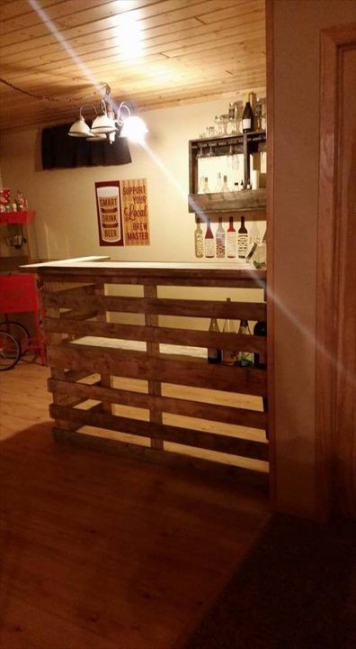 DIY Pallet Bar