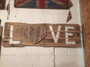 Rustic Pallet Love Sign