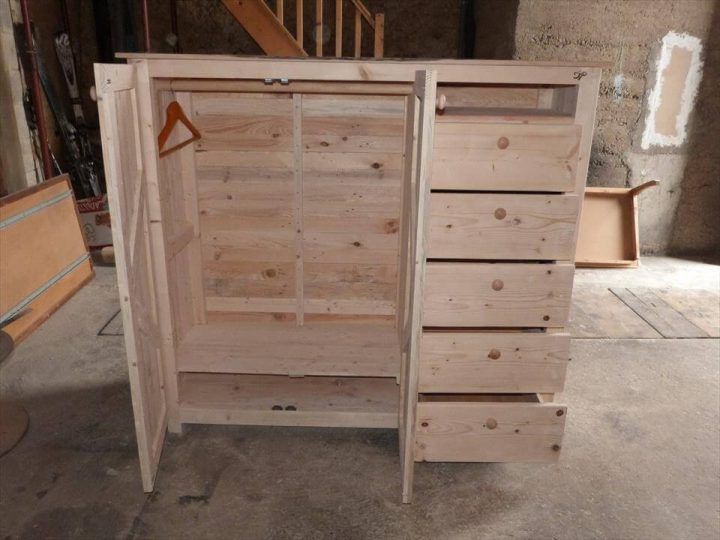 Pallet Closet with Drawers
