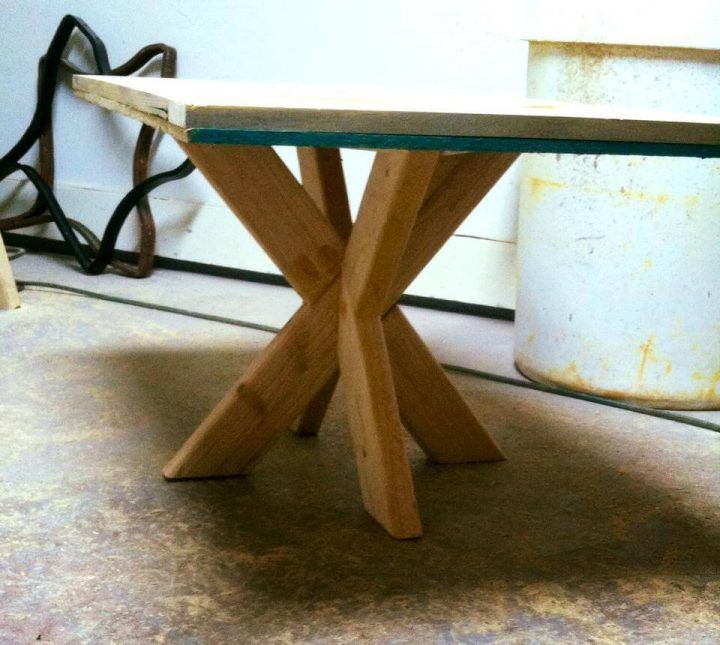 Pattern Top Pallet Coffee Table