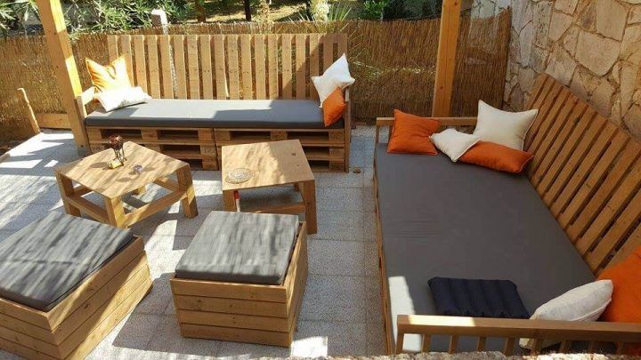 Pallets Patio Seating Furniture Set