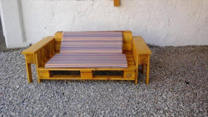 Pallet Double Lounge Chair