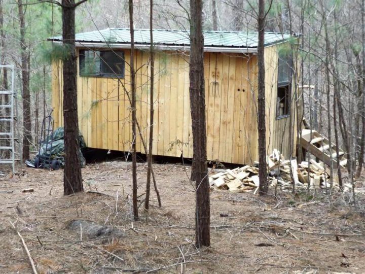 Outdoor Pallet Cabin
