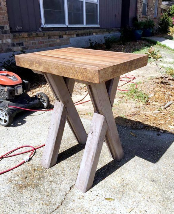 Butcher Block Style Pallet End Table