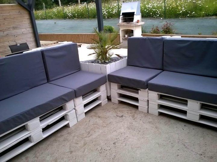 Pallet Outdoor Sofa Set