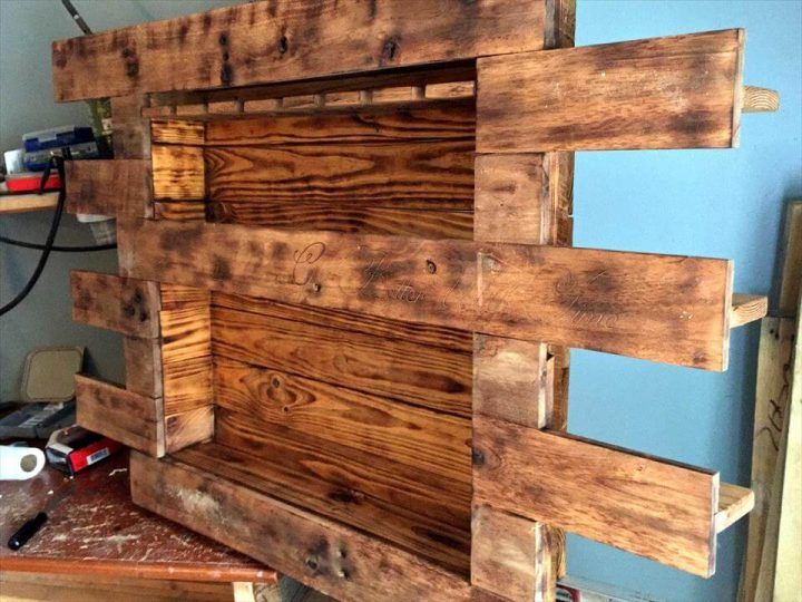 Pallet Glass and Bottle Rack
