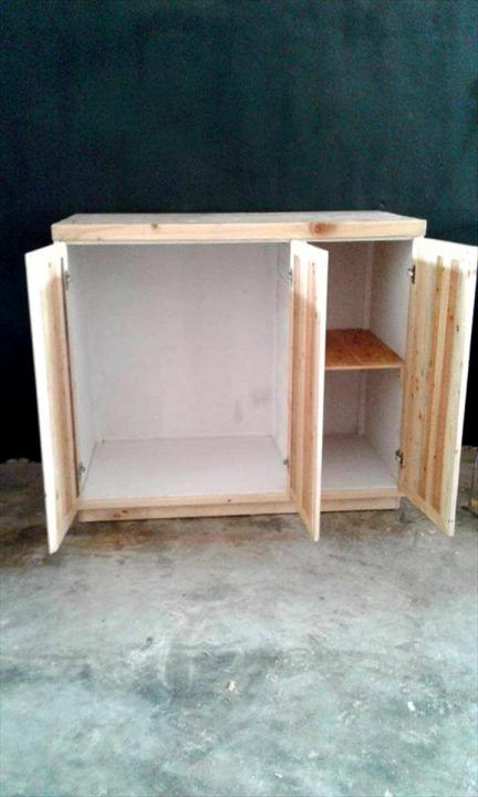 DIY Pallet Storage Cabinet