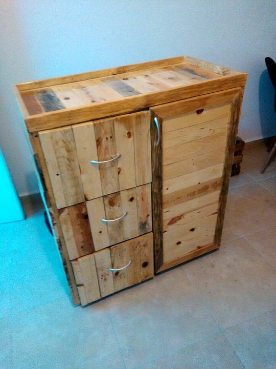 Wooden Pallet Chest of Drawers